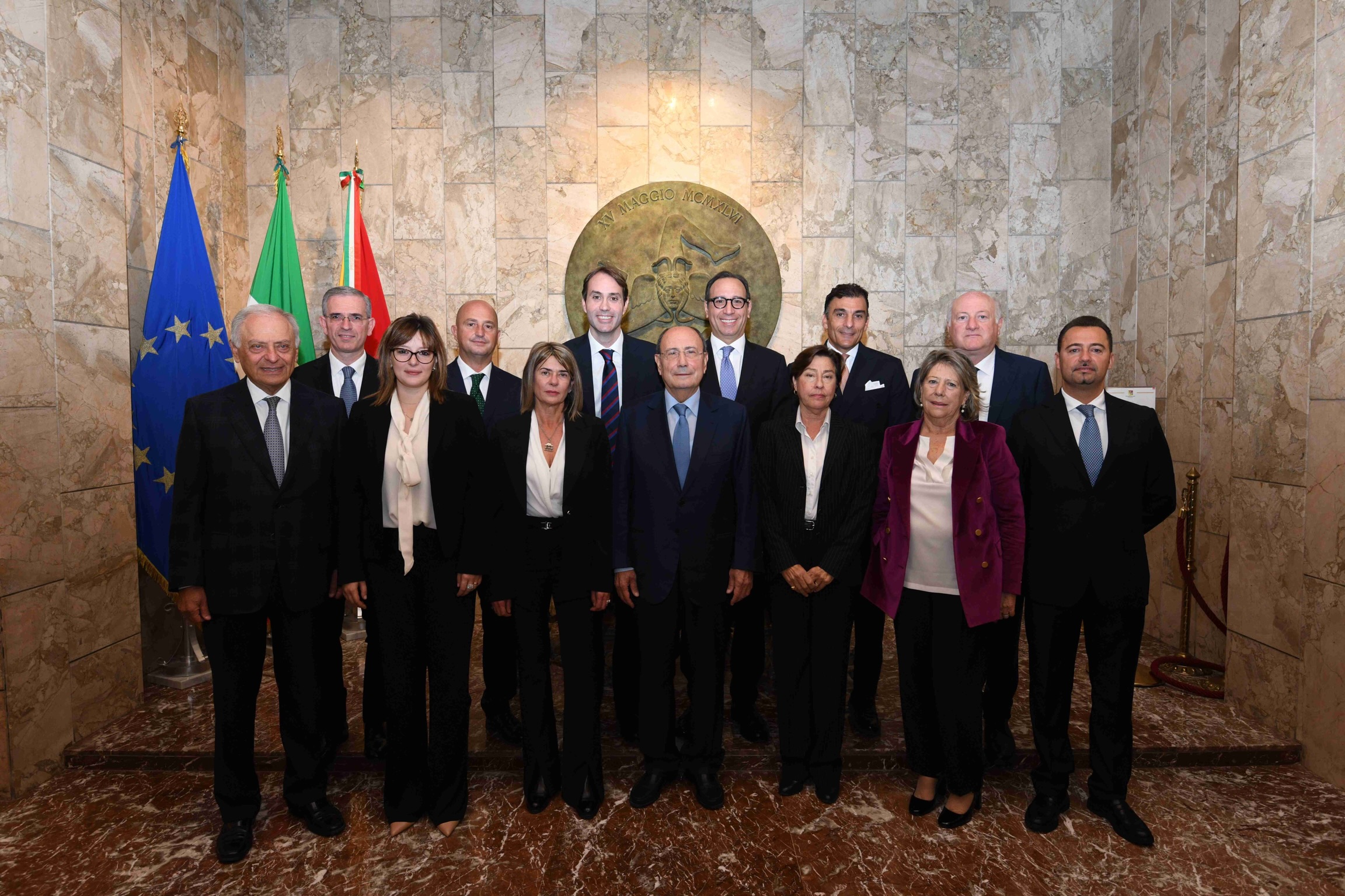 Schifani presenta la Giunta: «Partiamo compatti, ci aspettano sfide ...