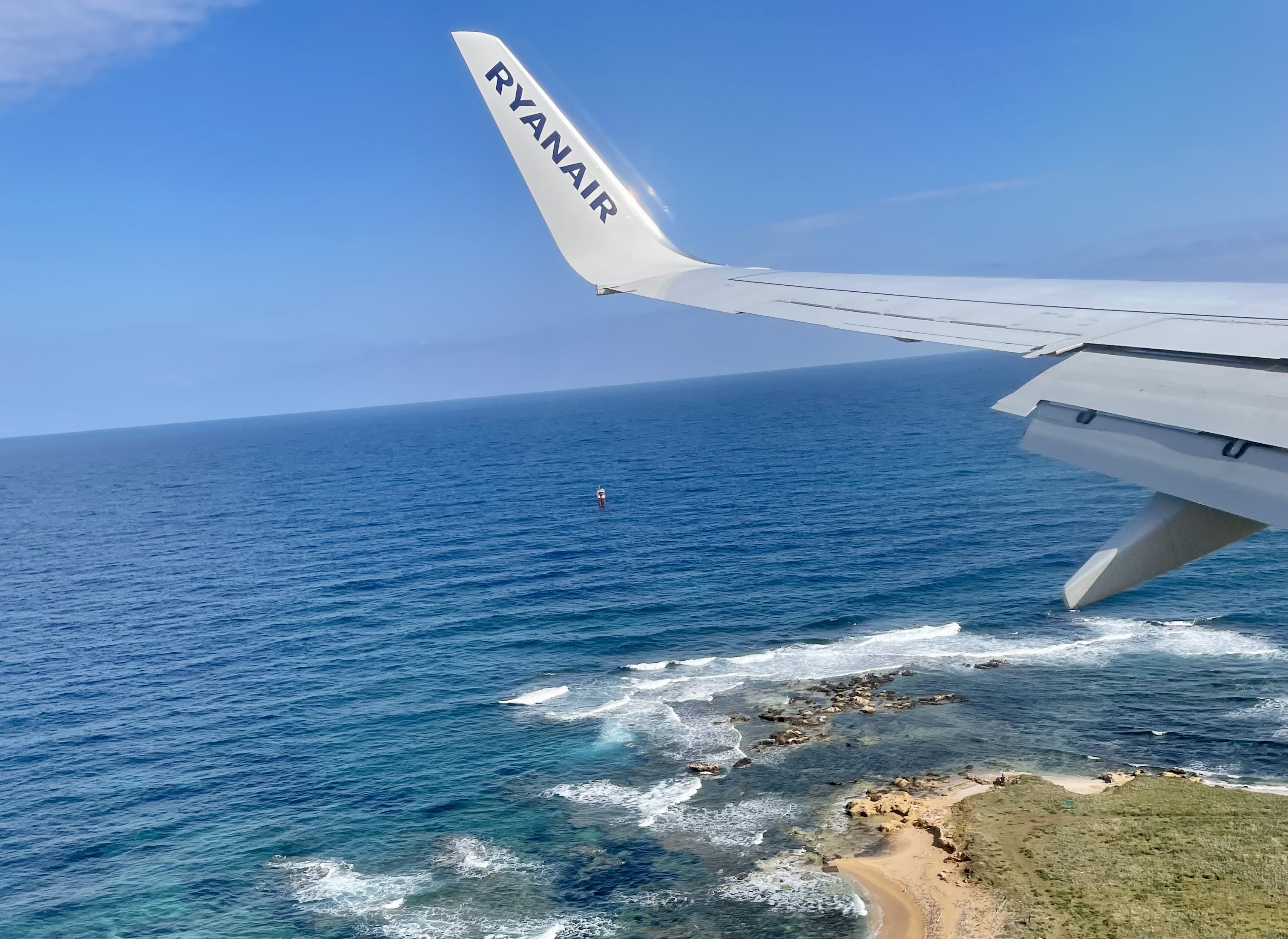 Caro voli, Schifani all’ad di Ryanair: «Spazzatura è vessare i ... Caro voli, Schifani all’ad di Ryanair: «Spazzatura è vessare i ...